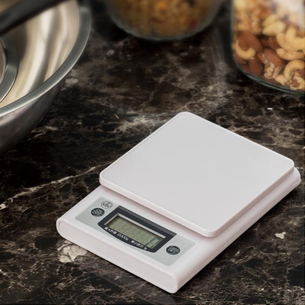 取扱終了｜デジタルキッチンスケール ADKS-2000｜96573｜商品詳細｜ノベルティ・販促品・各種記念品の専門店「ギフトイット ノベルティー」